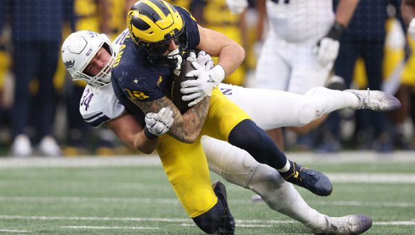 Xander Mueller: Next Northwestern Star Poised for NFL Success