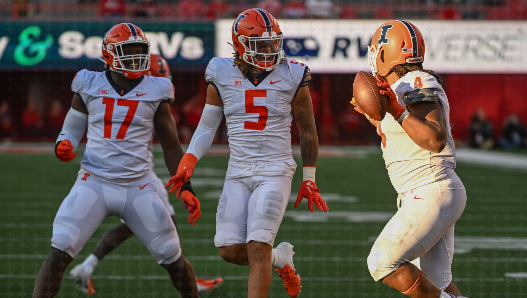 Gabe Jacas Leads Illinois Playoff Push With NFL Buzz Building